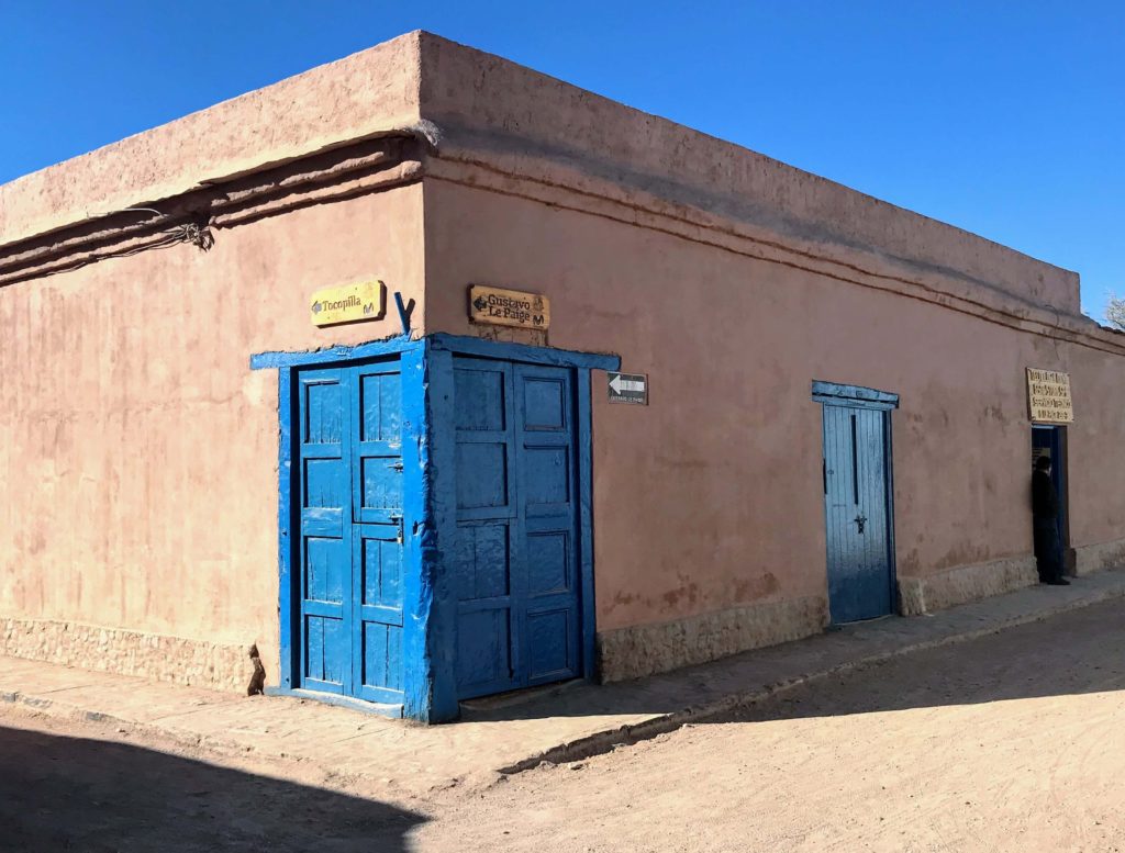 Find your Blue Door: Five Keys to Seizing Opportunity - 43BlueDoors